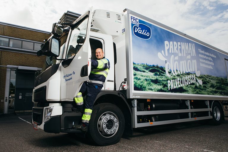 Maitoa kauppoihin jätteen voimalla – Valion ensimmäinen biokaasulla ...