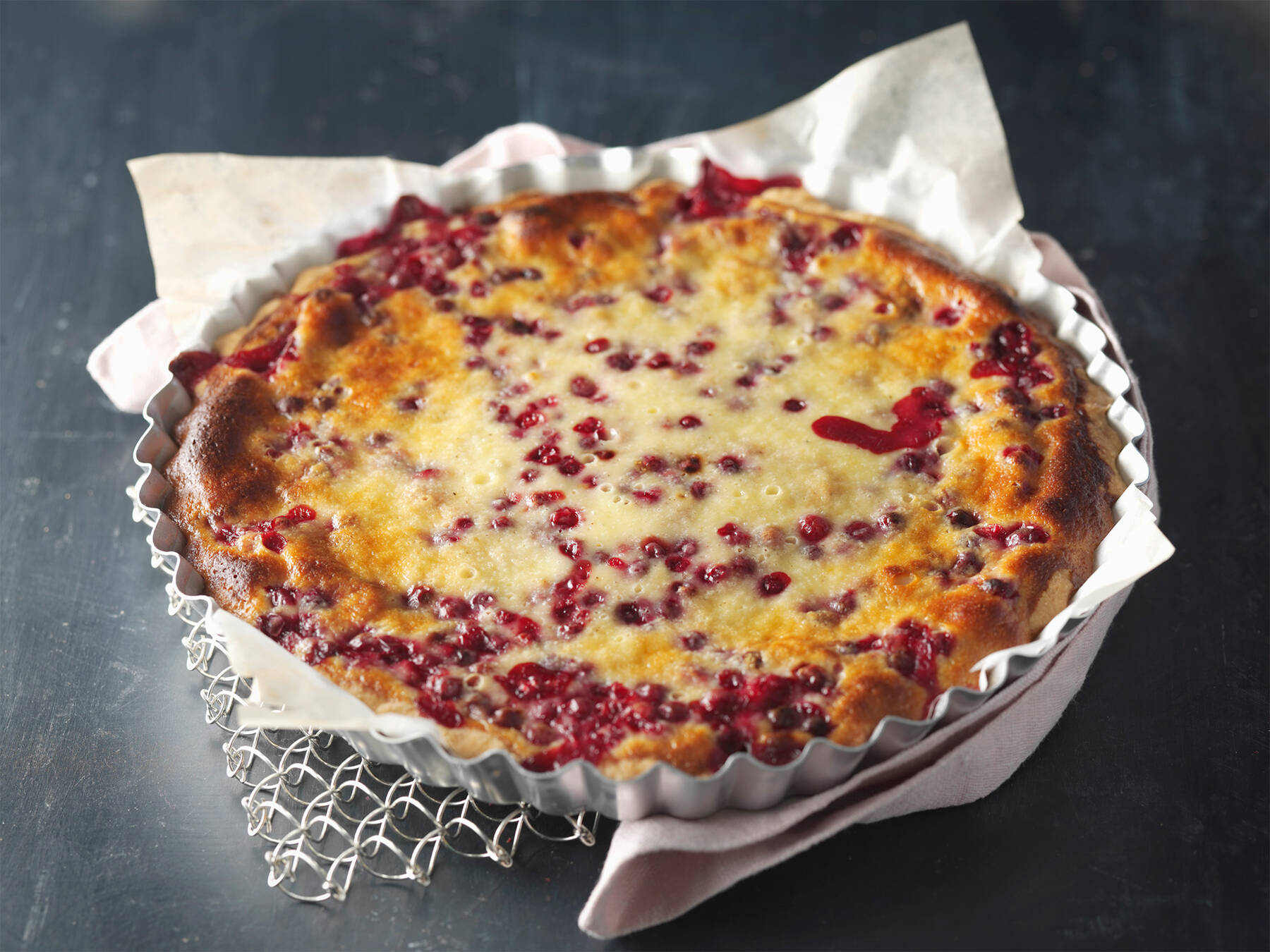 Omena-puolukkapiirakka - Valio