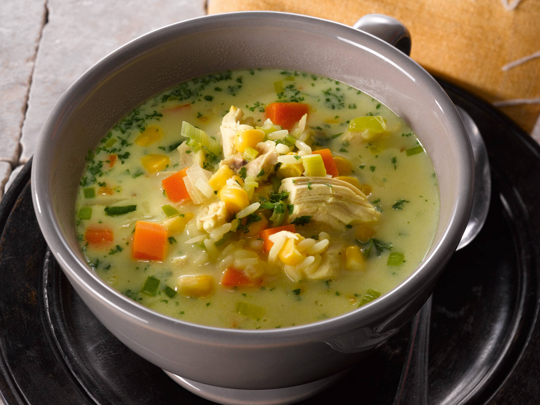 Inkivääri-kanakeitto - Valio