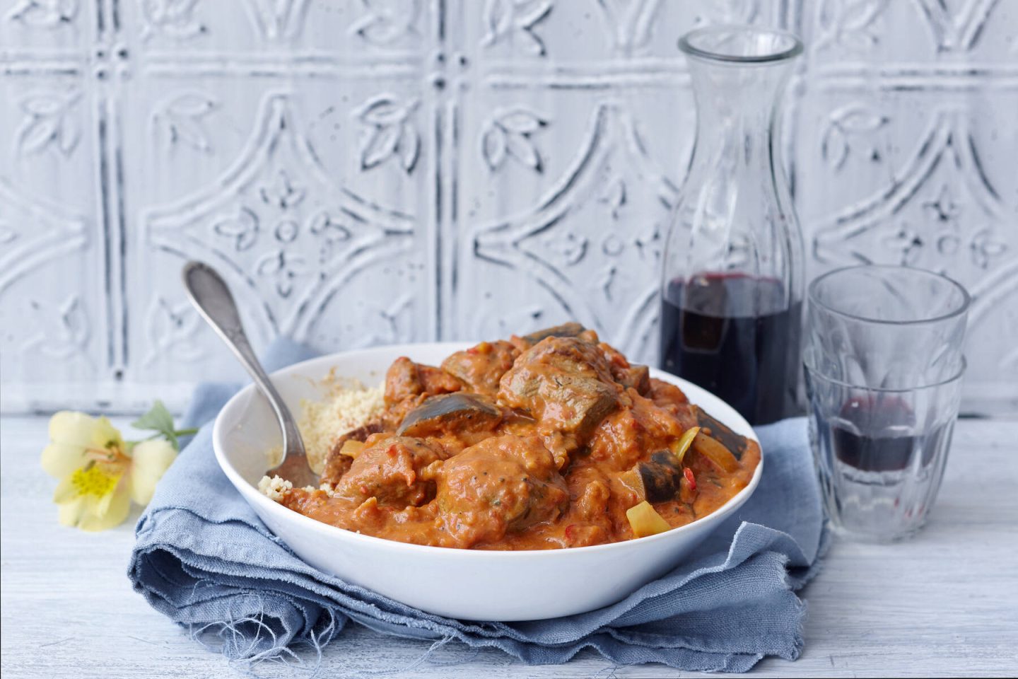 Yrtti-sinappikuorrutettu karitsankare - Valio