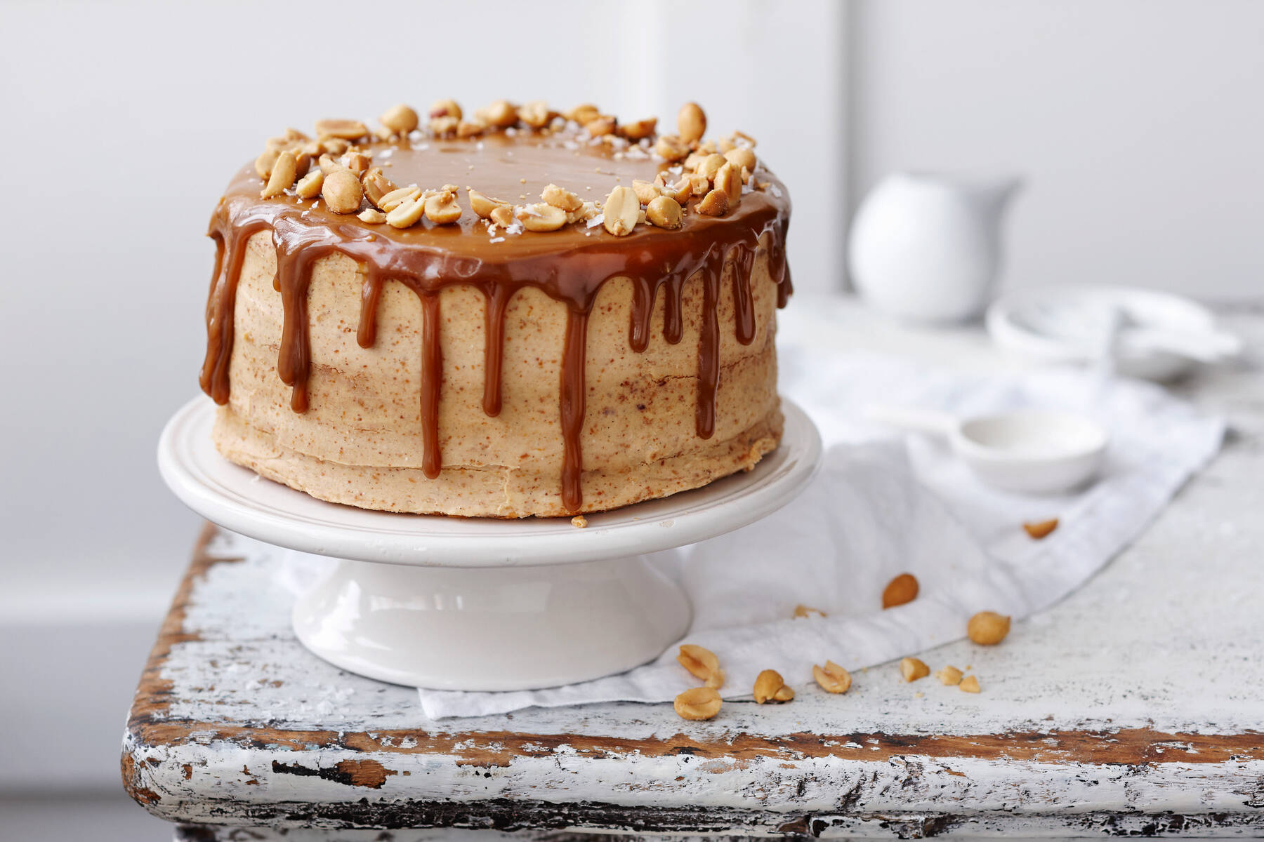 Maapähkinä-kinuskikakku - Valio