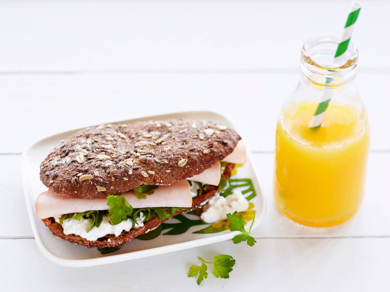 Kaurainen raejuustoherkku - Valio