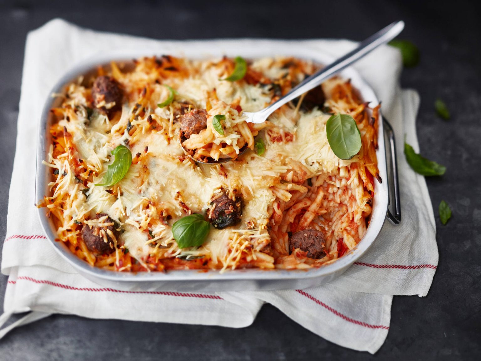 Broileri-pastapaistos - Valio