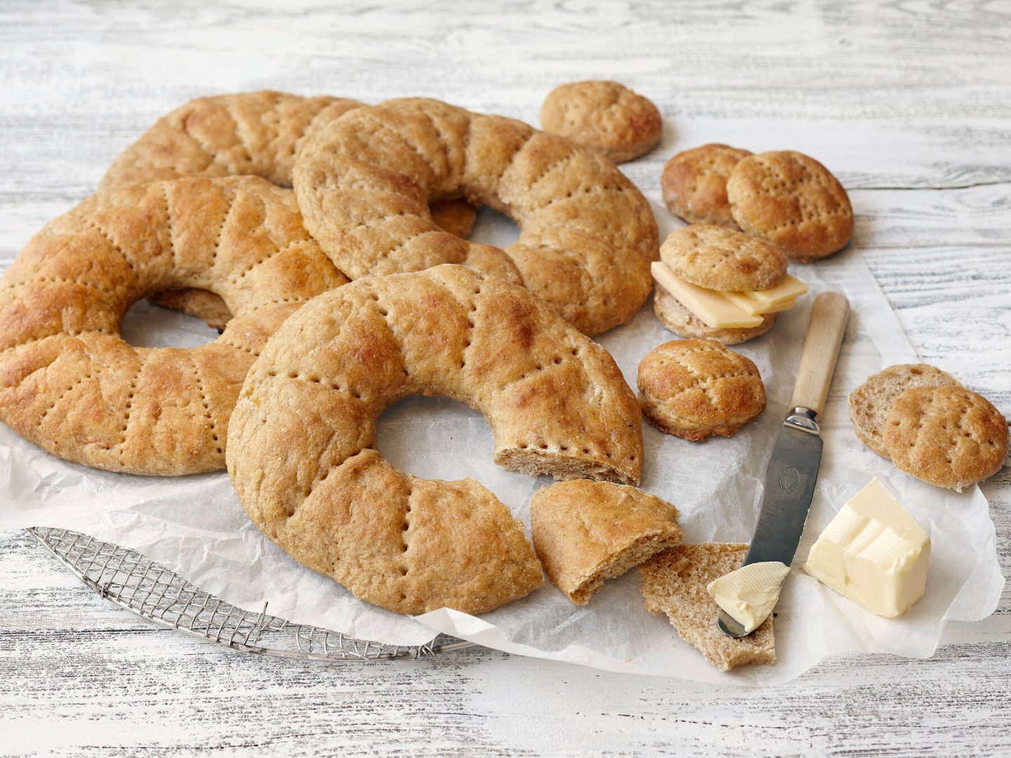 Naurisleivät - Valio