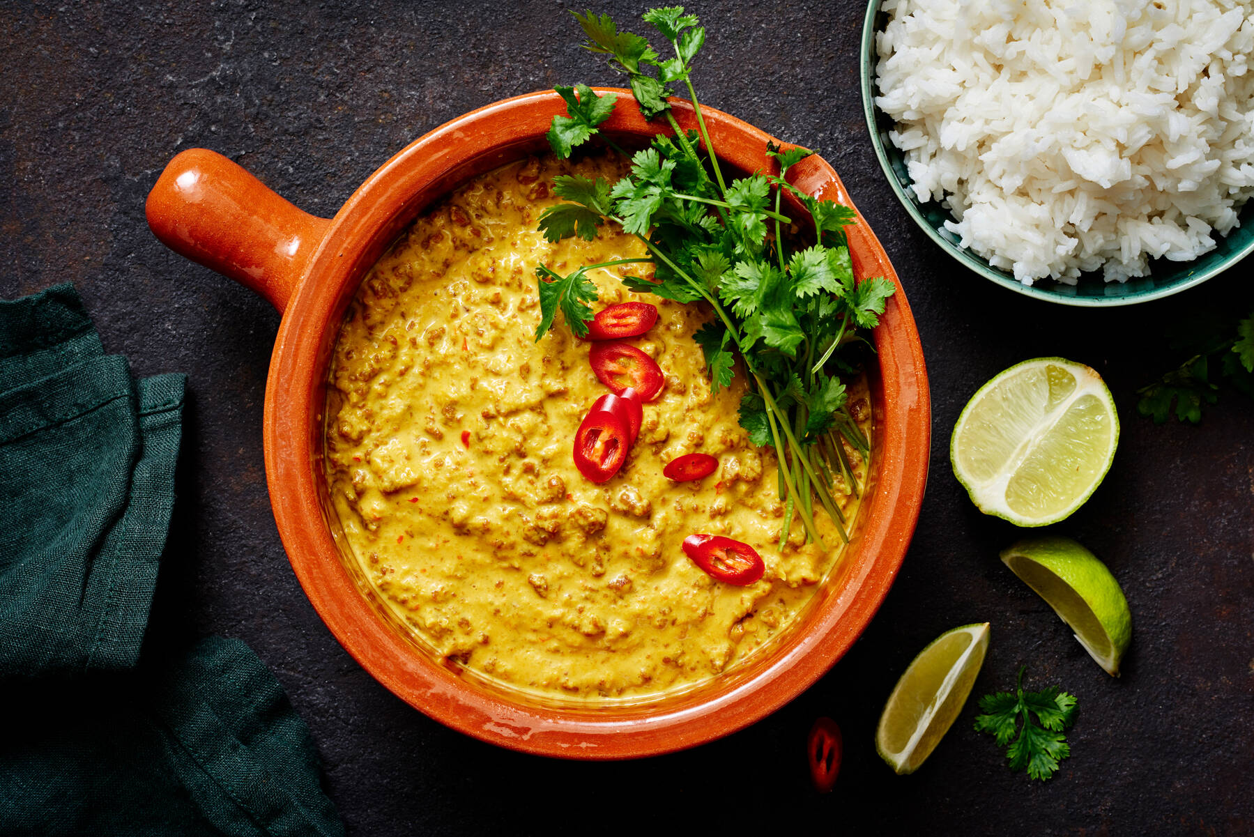 Mifu jauhis rendang eli indonesialainen curry - Valio