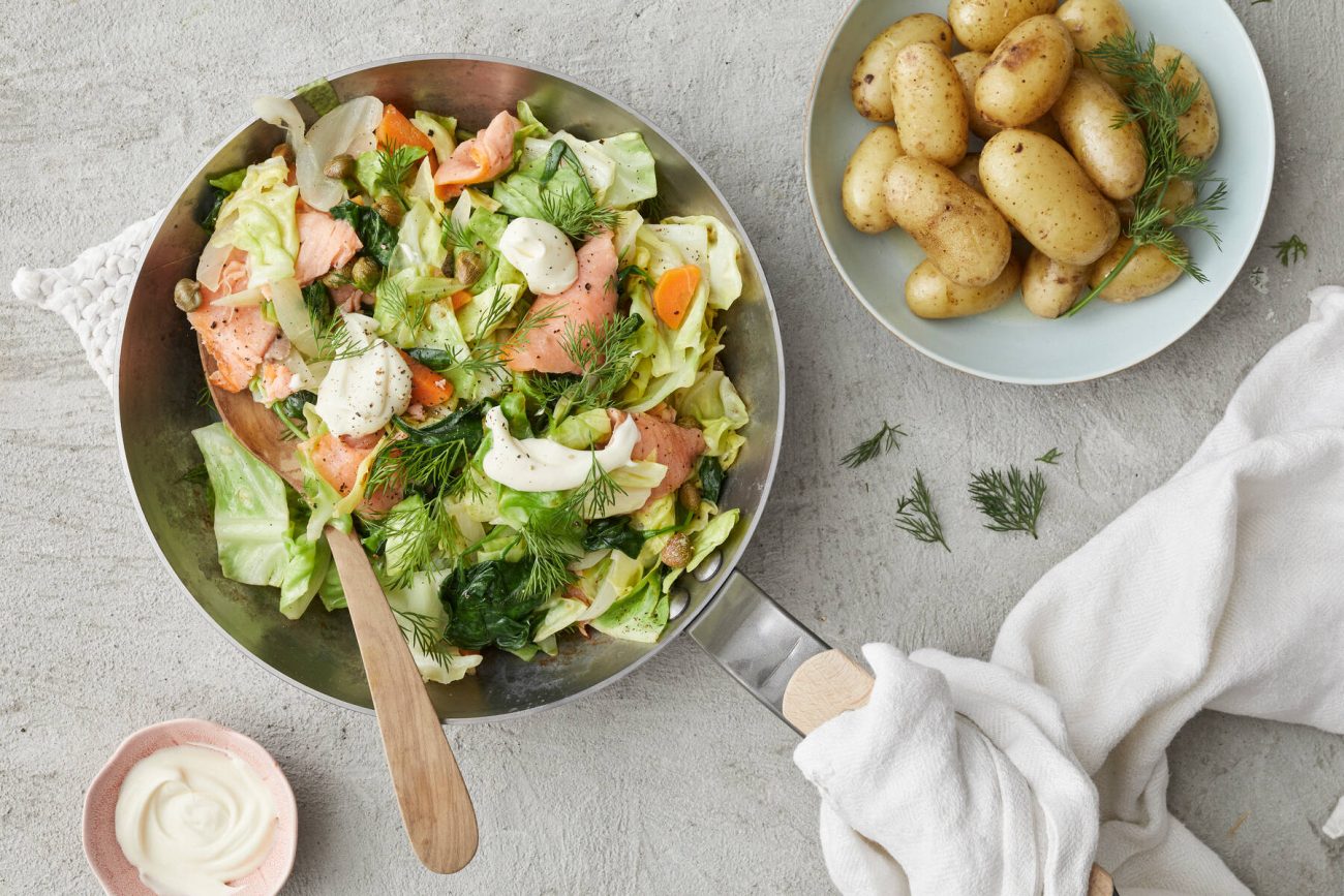 Savulohi-varhaiskaalipannu - Valio