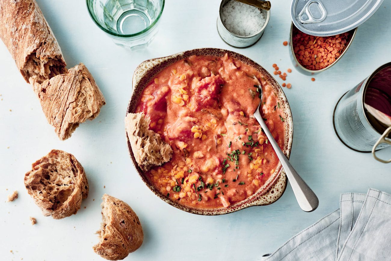 Tomaattinen linssi-palvikinkkupata - Valio