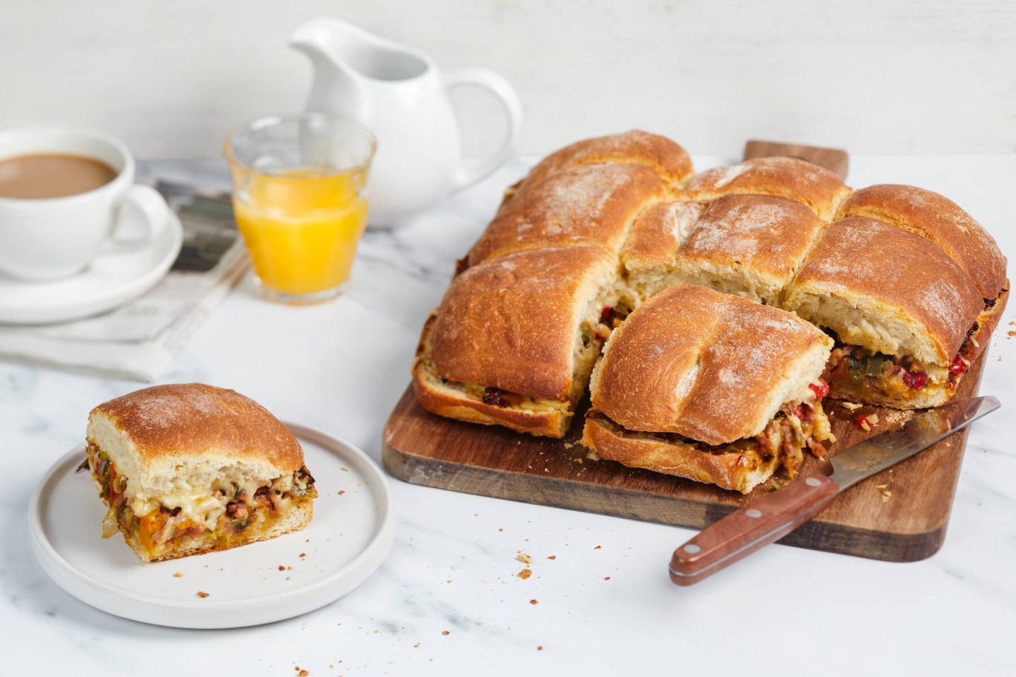 Jauhemaksapihvit ja muhennettua rosmariinisipulia - Valio Aimo